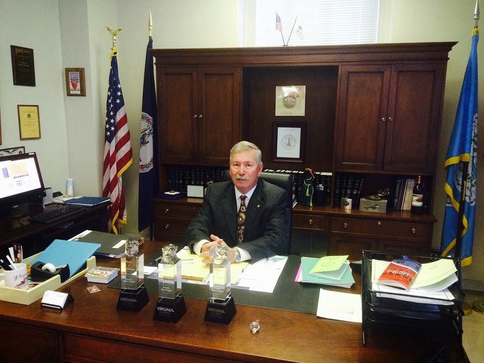 Delegates Who Farm Help Educate Their Non-Farming Colleagues | Plows ...